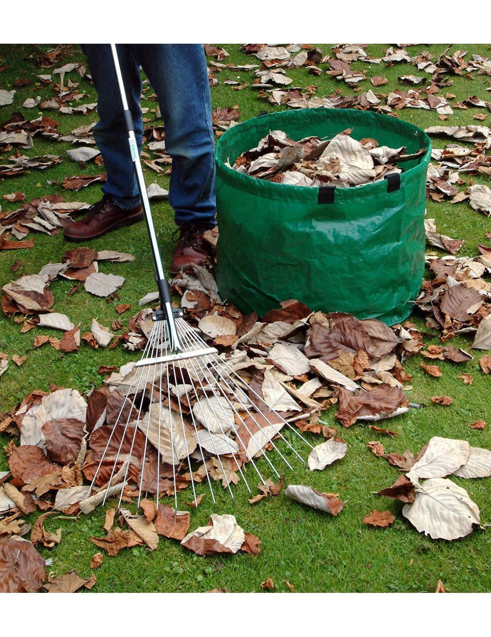 Darlac Telescopic Expanding Rake Large | Mr Fothergill's